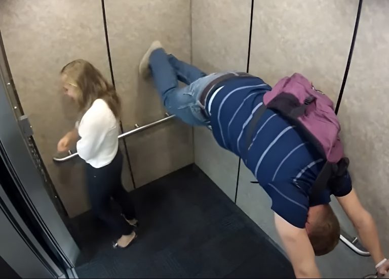 Elevator Oddities: Quirky and Amusing Moments in Photos - URAPRESS